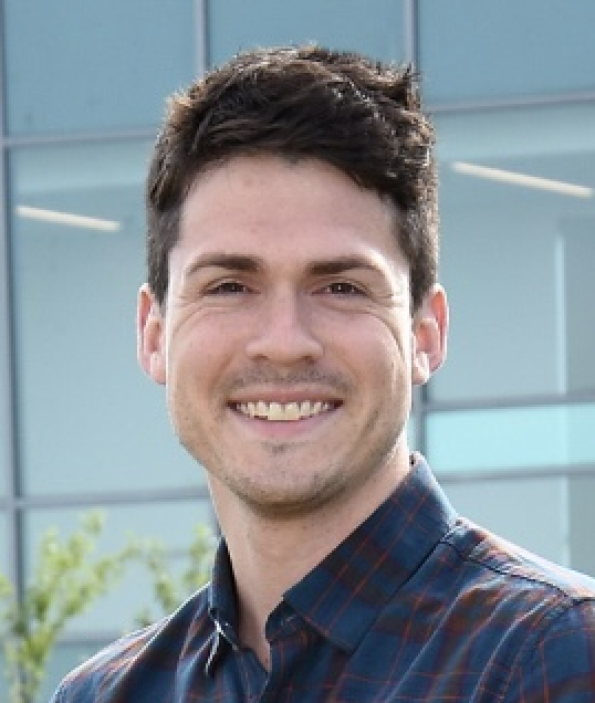 Brandon Lucas, M.D. | LA Bone and Joint Institute